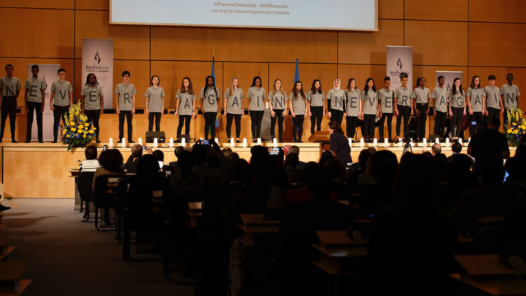 Shop 1 87 scale diecast semi trucks Hotsell HO 1 87 TNS 023S Peterbilt ...